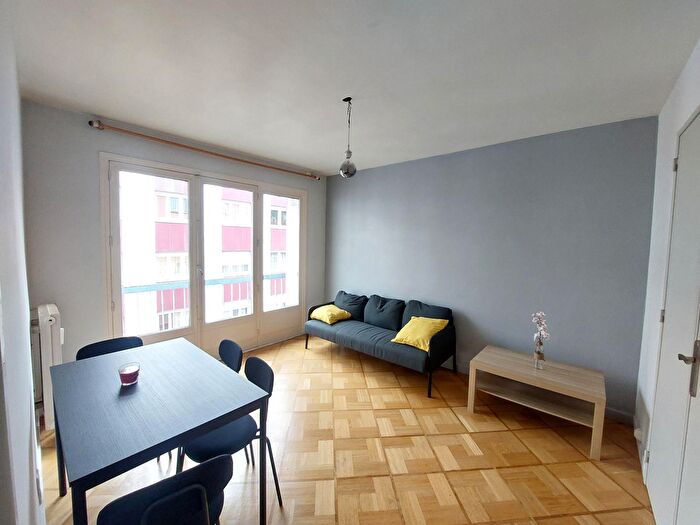 Appartement à louer - Saint-Étienne, Saint-Roch, Vivaraize, Valbenoite, Centre Deux - 2 pièces - 1 chambre