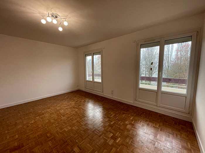Appartement à louer - Saint-Brieuc, Centre-ville, Saint-Michel, Le Légué, Notre-Dame - 4 pièces - 3 chambres