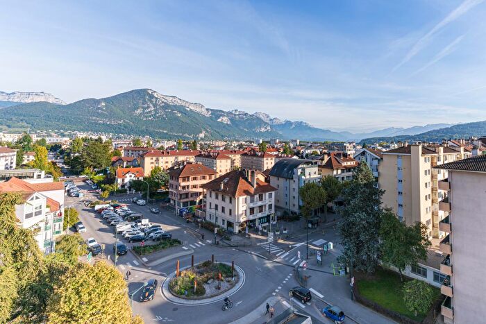 Appartement à louer - Annecy, Romains - 1 pièce