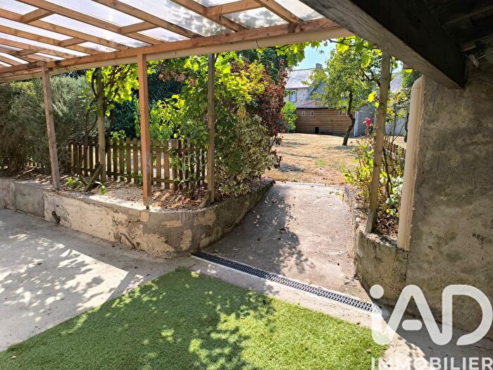 Maison à louer - Saint-Mars-du-Désert - 8 pièces - 6 chambres