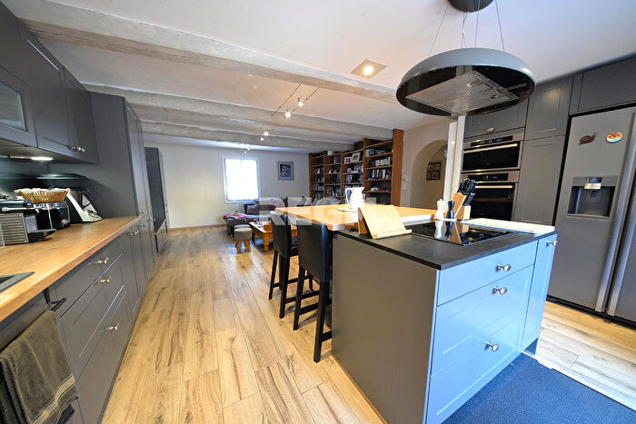 Maison 8 pièces à vendre à Puget-sur-Argens