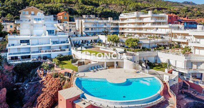 Appartement à vendre - Saint-Raphaël, Veyssières - 2 pièces - 1 chambre