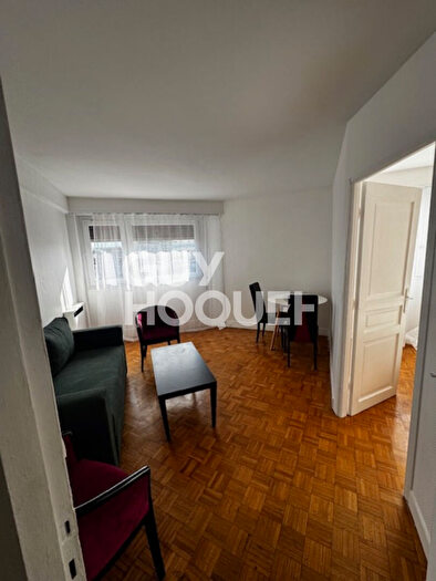 Appartement à louer - Vanves, Centre Saint-Rémy - 2 pièces - 1 chambre