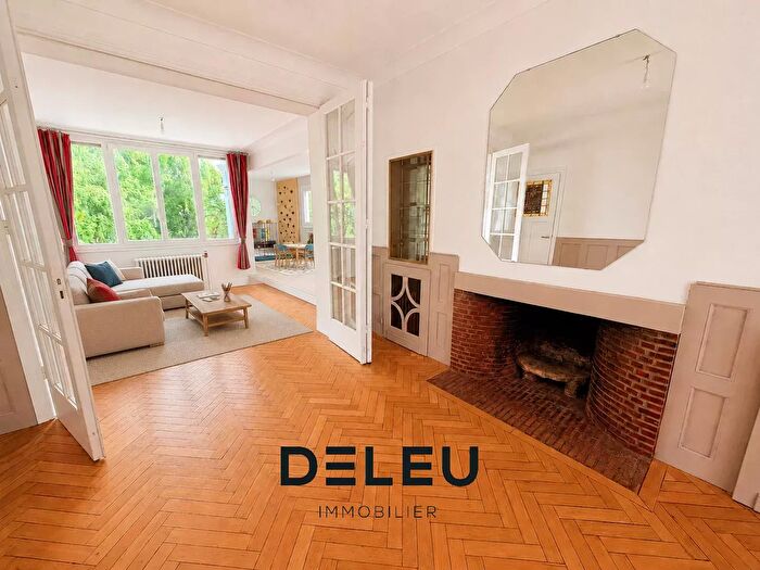 Maison 9 pièces à vendre à Marcq-en-Barul, Croisé Laroche, Rouges Barres