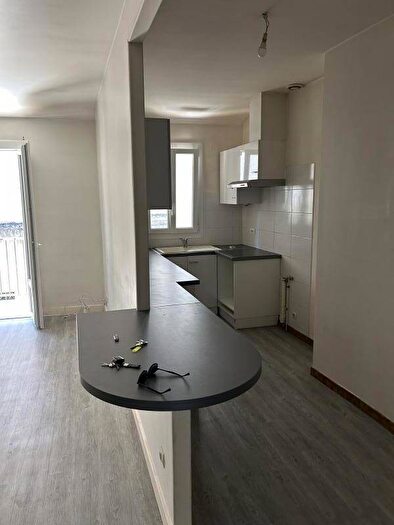 Appartement à louer - Sainte-Foy-la-Grande - 3 pièces - 2 chambres