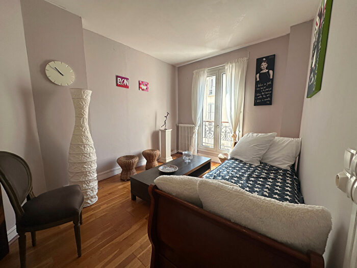 Levallois-Perret, Front de Neuilly - Appartement 2 pièces à vendre