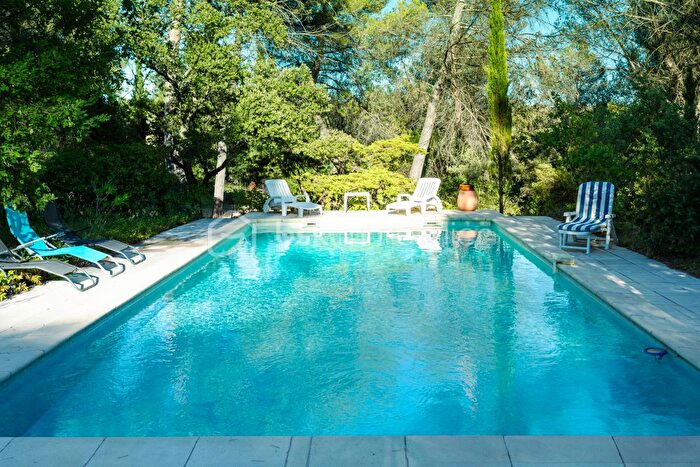 Maison à vendre - Lauris - 8 pièces - 6 chambres