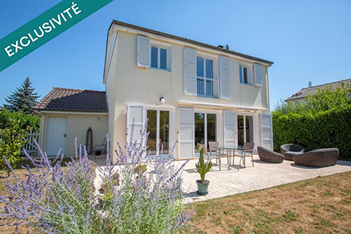 Le Mesnil-Saint-Denis - Maison 6 pièces à vendre