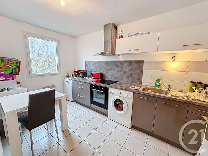 Saint-André-les-Vergers : Appartement 3 pièces à vendre
