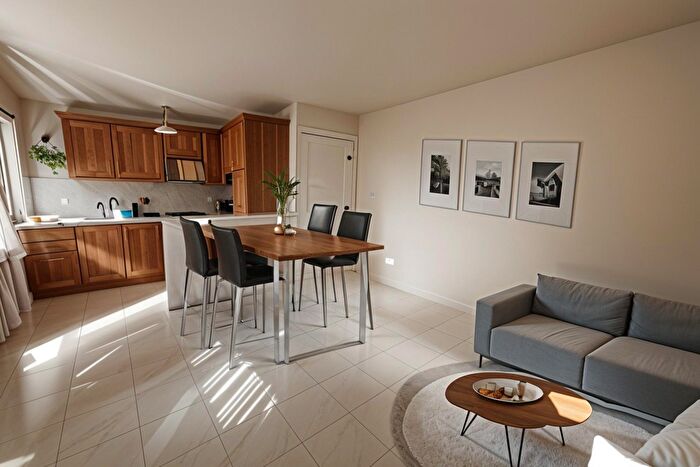 Maison à vendre - Savigny-sur-Orge, Gâtines - 2 pièces - 1 chambre