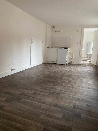 Appartement à louer - Hyper Centre, Arras - 1 pièce