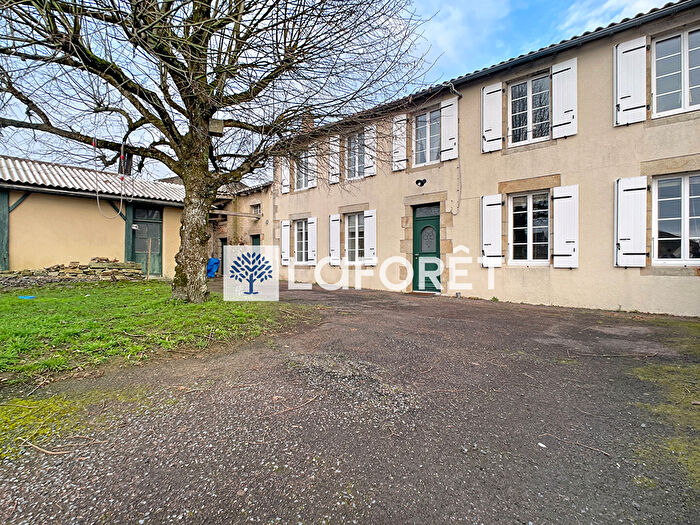 Maison à vendre - Mauléon - 6 pièces - 4 chambres