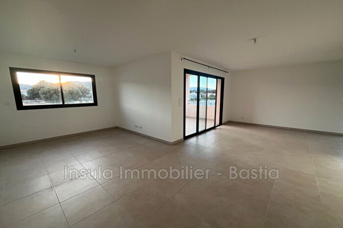 Appartement à louer - Penta-di-Casinca - 3 pièces - 2 chambres