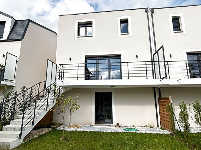 Maison à vendre - Chennevières-sur-Marne, Paris Chennevières - 5 pièces - 4 chambres