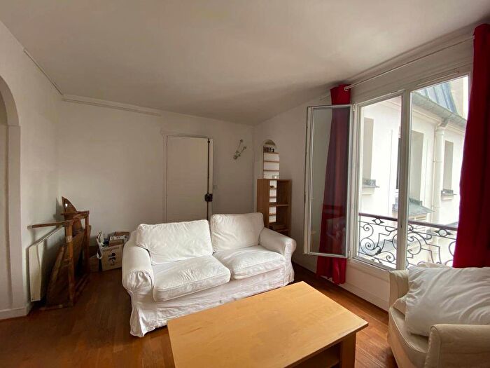 La Fourche-Guy Môquet, Paris 17ème arrondissement : Appartement 1 pièce à louer