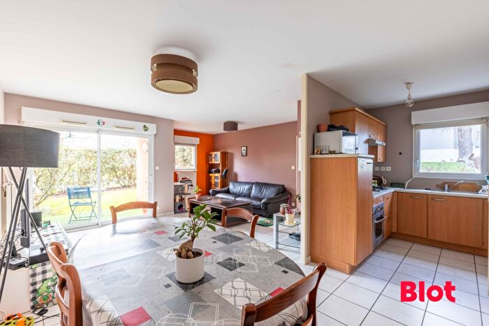 Appartement à vendre - Betton - 3 pièces - 2 chambres