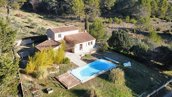 Maison à louer - Lauris - 4 pièces - 3 chambres
