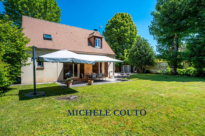 Maison 6 pièces à vendre à Marines