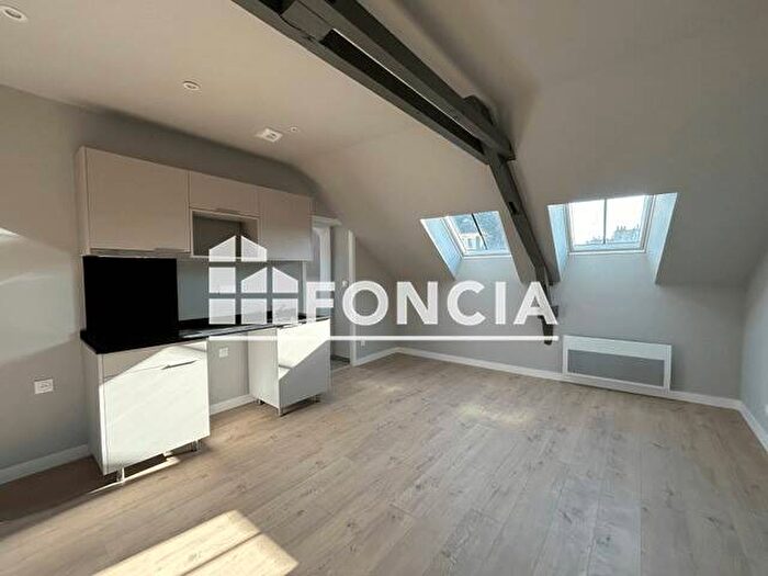 Appartement à louer - Centre Ville, Saint-Brieuc - 2 pièces - 1 chambre