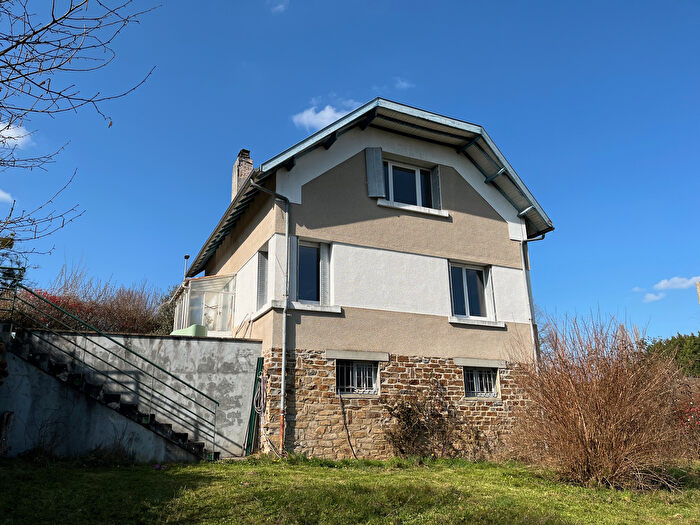 Maison à vendre - Coussac-Bonneval - 3 pièces - 2 chambres