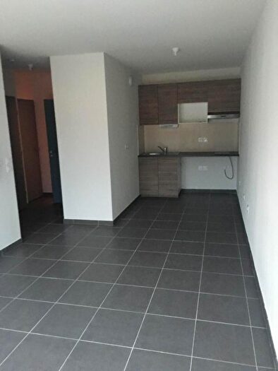 Appartement à louer - Juvignac - 2 pièces - 1 chambre