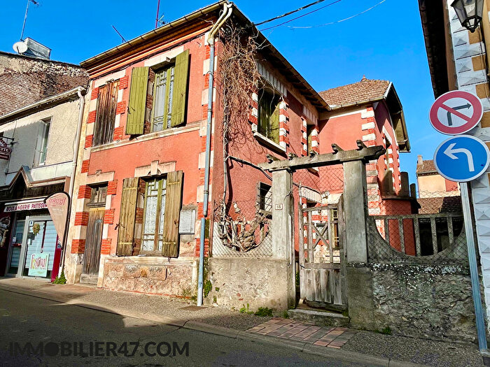 Maison à vendre - Castelmoron-sur-Lot - 5 pièces - 4 chambres