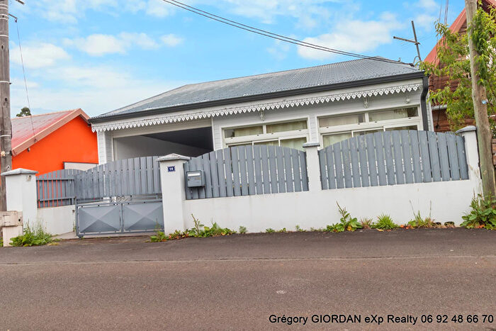 Maison à vendre - Le Tampon, Bourg, Murat - 3 pièces - 2 chambres