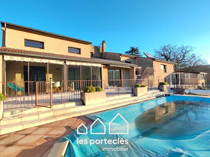 Maison à vendre - Privas - 5 pièces - 3 chambres