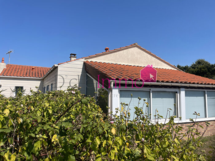 Maison à vendre - Saint-Gilles-Croix-de-Vie - 5 pièces - 3 chambres