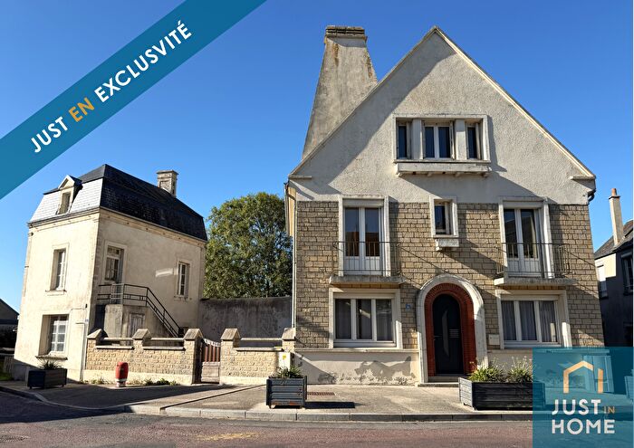 Trévières : Maison 7 pièces à vendre
