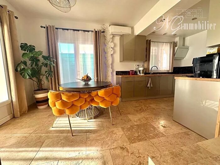 Maison à vendre - Grasse - 3 pièces - 2 chambres