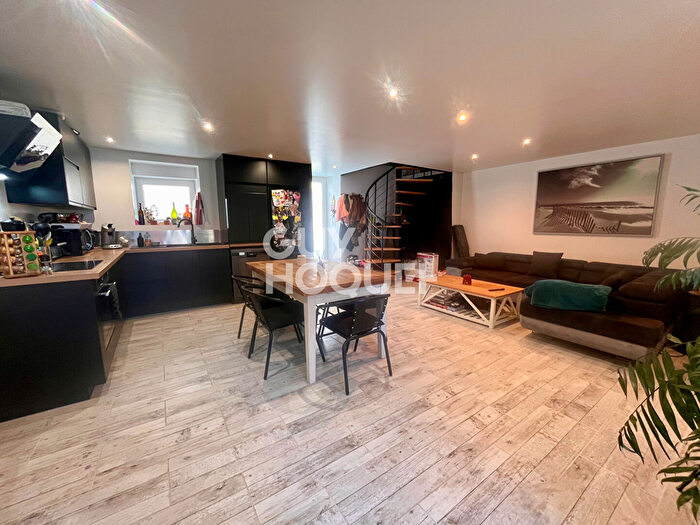 Maison à vendre - Saint-Christophe - 4 pièces - 3 chambres