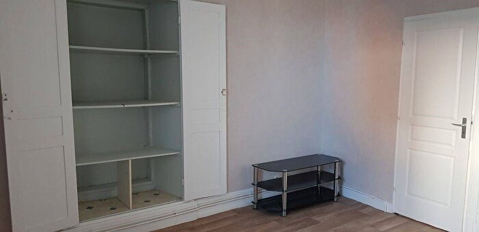Appartement à louer - Centre Ville, Guéret - 1 pièce