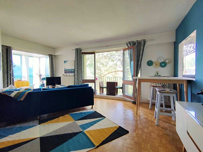 La Jonchère-Les Sablons, La Celle-Saint-Cloud : Appartement 5 pièces à louer
