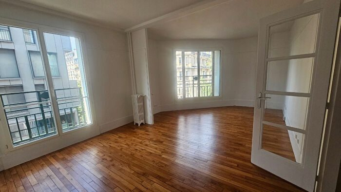 Appartement à vendre - Paris e , Citroën, Boucicaut - 2 pièces - 1 chambre