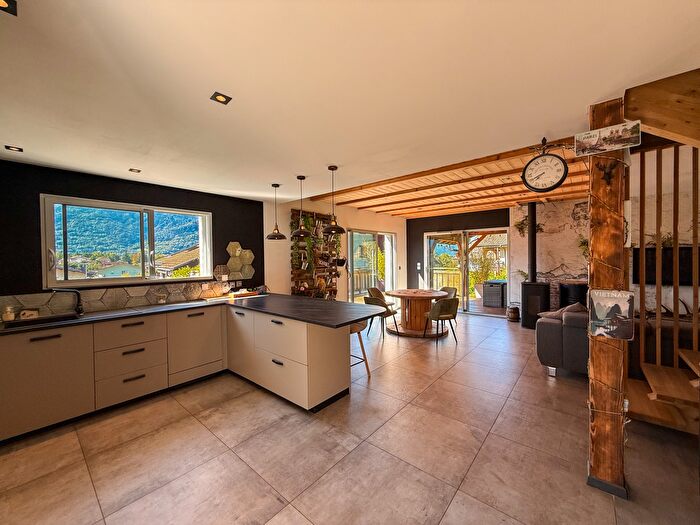 Thyez : Maison 4 pièces à vendre
