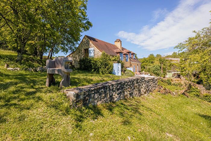 Maison à vendre - Saint-Pompont - 6 pièces - 3 chambres