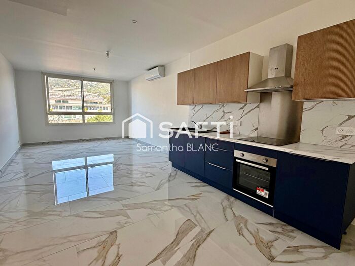 Appartement à vendre - Toulon, Haute-ville - 4 pièces - 2 chambres