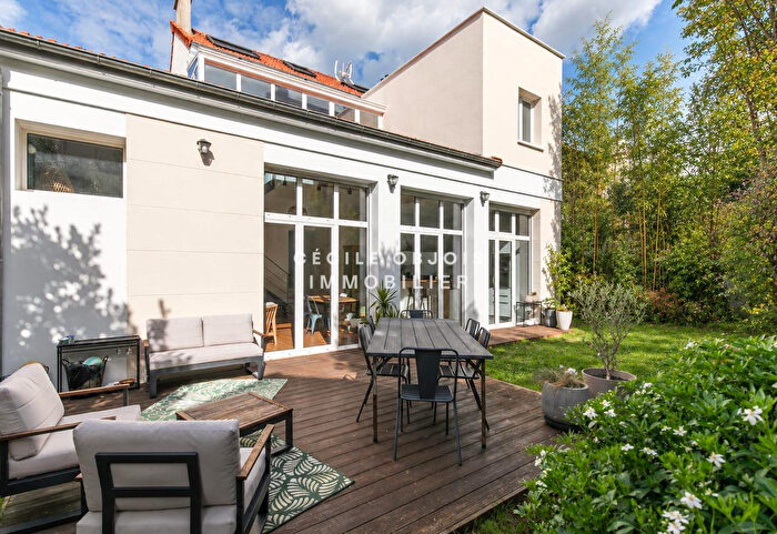 Maison 7 pièces à Joinville-le-Pont, à vendre