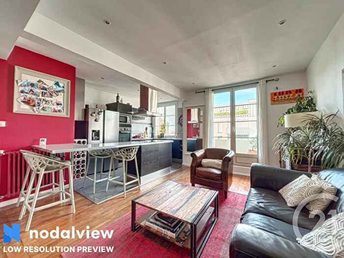 Appartement à vendre - Quartiers Centre, Colombier - 3 pièces - 2 chambres