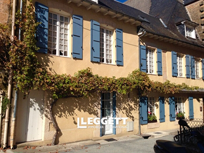 Maison à vendre - Montignac - 8 pièces - 4 chambres