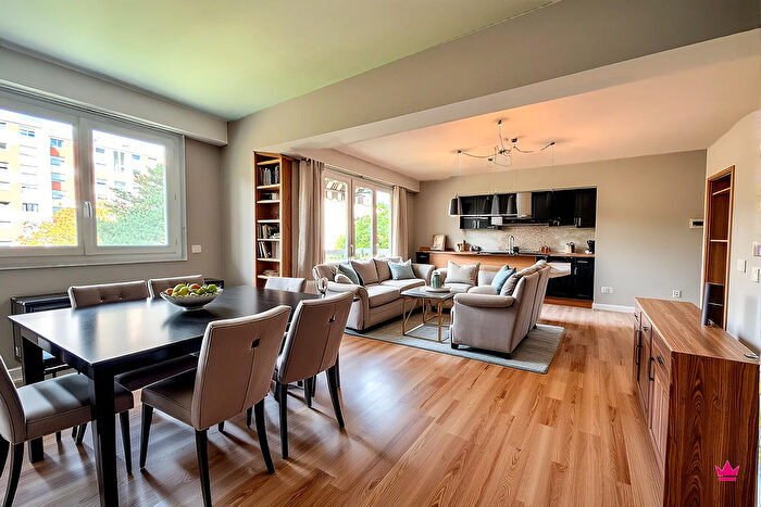 Appartement 5 pièces à Caluire-et-Cuire, Cuire-le-bas, Cuire-le-Haut, à vendre