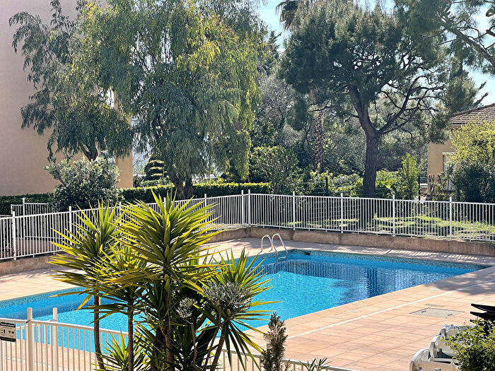 Appartement à vendre - Nice, Corniche Fleurie - 2 pièces - 1 chambre