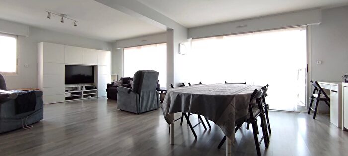 Appartement à louer - Berck, Lattre de Tassigny, Berck-Plage - 4 pièces - 3 chambres