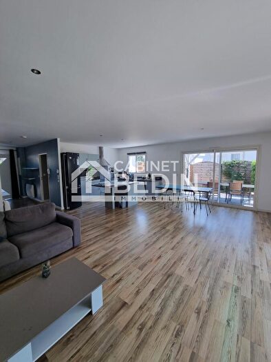 Maison à louer - Pessac - 5 pièces - 3 chambres