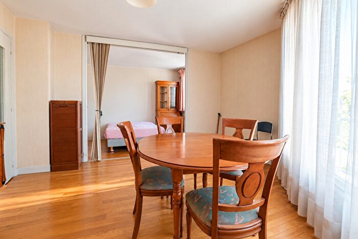 Appartement 2 pièces à vendre à Montreuil, Signac, Mûrs à Pêches