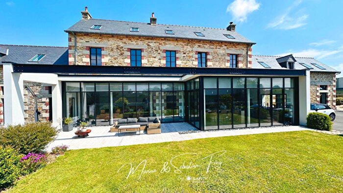 Maison à vendre - Lannion, Centre-ville - 10 pièces - 4 chambres