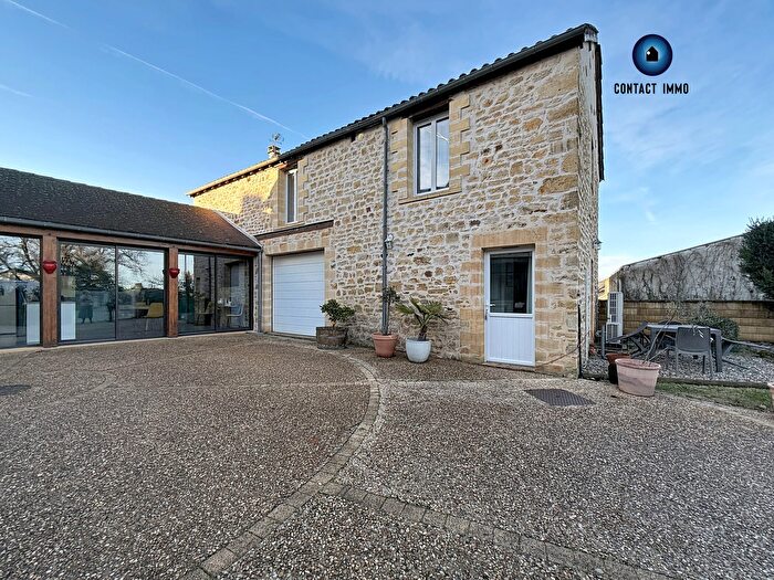 Maison à vendre - Terrasson-Lavilledieu - 9 pièces - 5 chambres