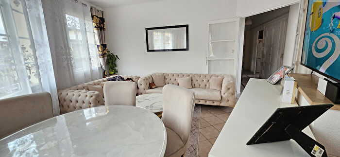 Appartement à vendre - Toulon, Pont du Las - 3 pièces - 2 chambres