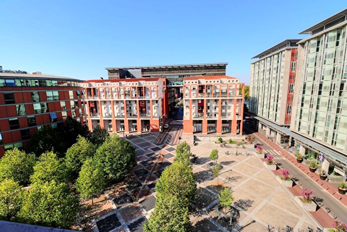 Appartement à louer - Toulouse, Marengo, Jolimont, Médiathèque, La Colonne - 5 pièces - 4 chambres